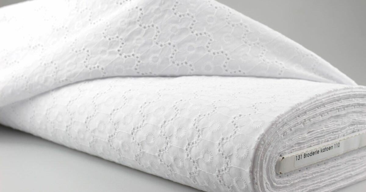 Broderie katoen 110 | €7.95 - Driessen Stoffen